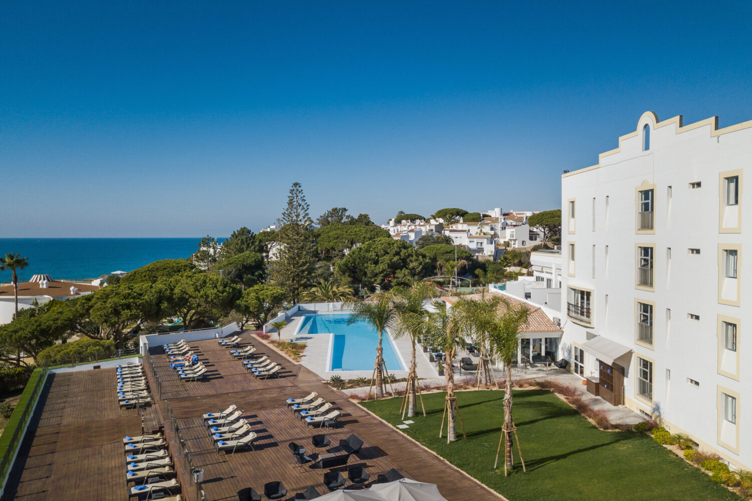 Dona Filipa Hotel at Golf Escapes
