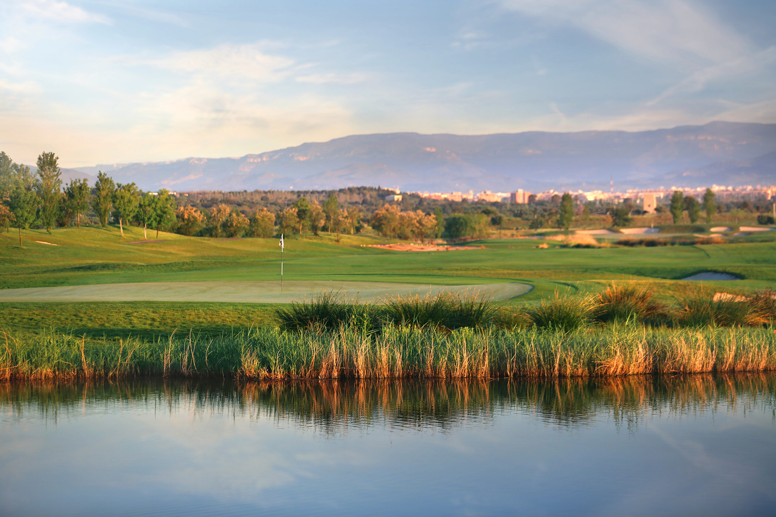 Infinitum Lakes Course in Spain