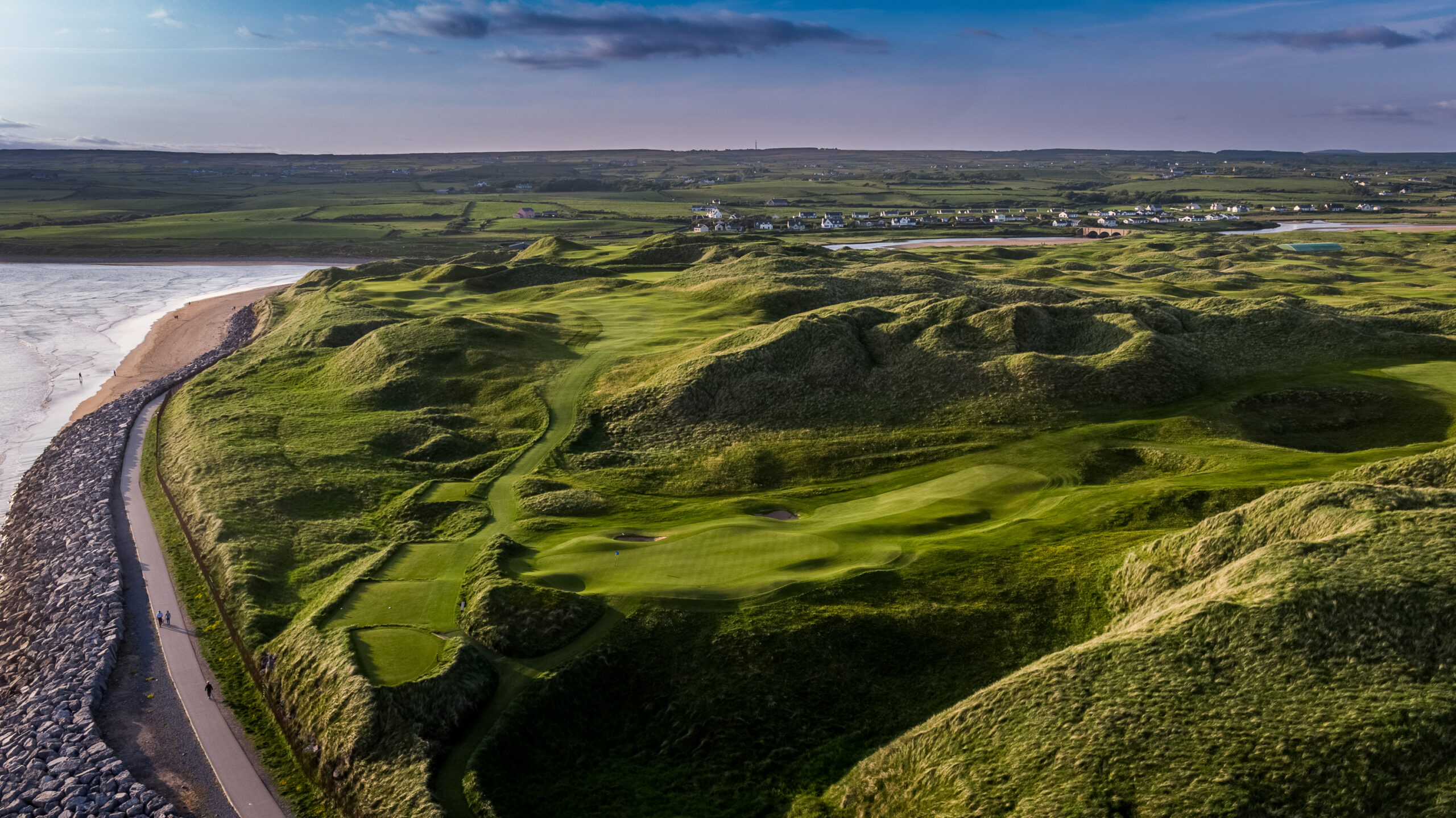 Golf Holiday Packages at Lahinch Golf Club | Golf Escapes