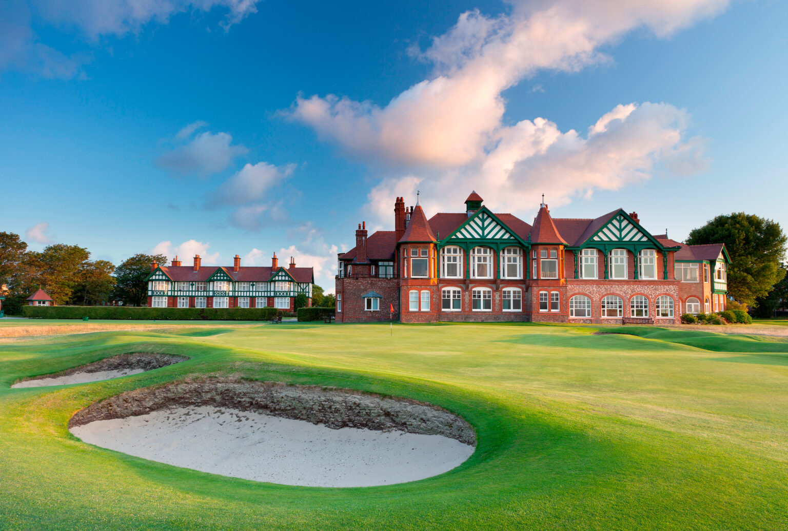 The Best Golf Packages & Deals in the UK | Golf Escapes