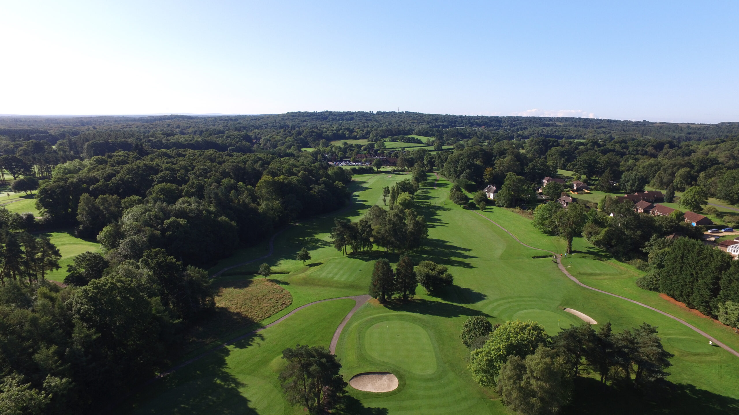 The Bell Inn & Bramshaw Golf Club at Golf Escapes